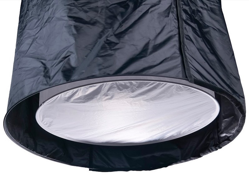 Aputure Nova P600c Space light